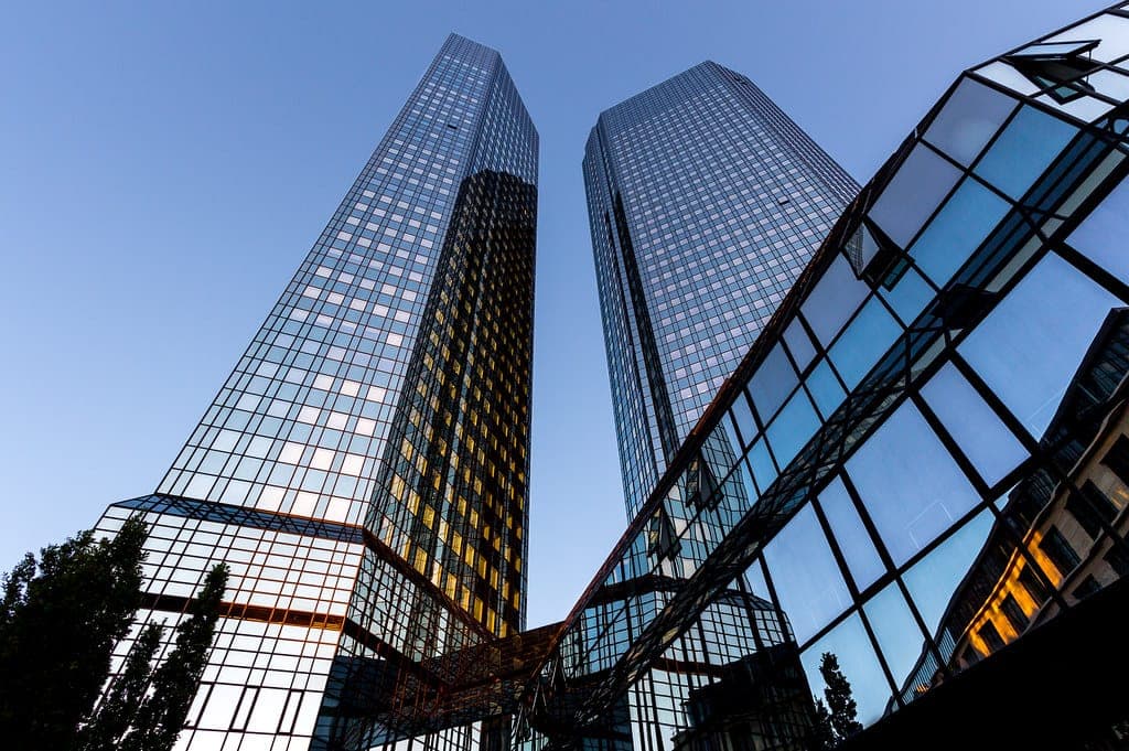 German Federal Police Raid Deutsche Bank In Money Launder ...